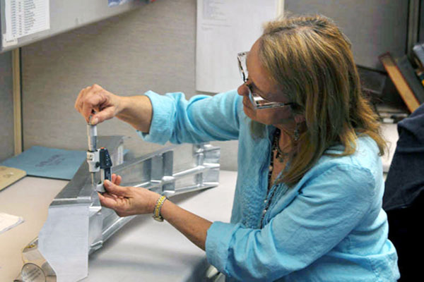 FRCSE Manufacturing "pulls up" Fleet by its bootstraps | NAVAIR