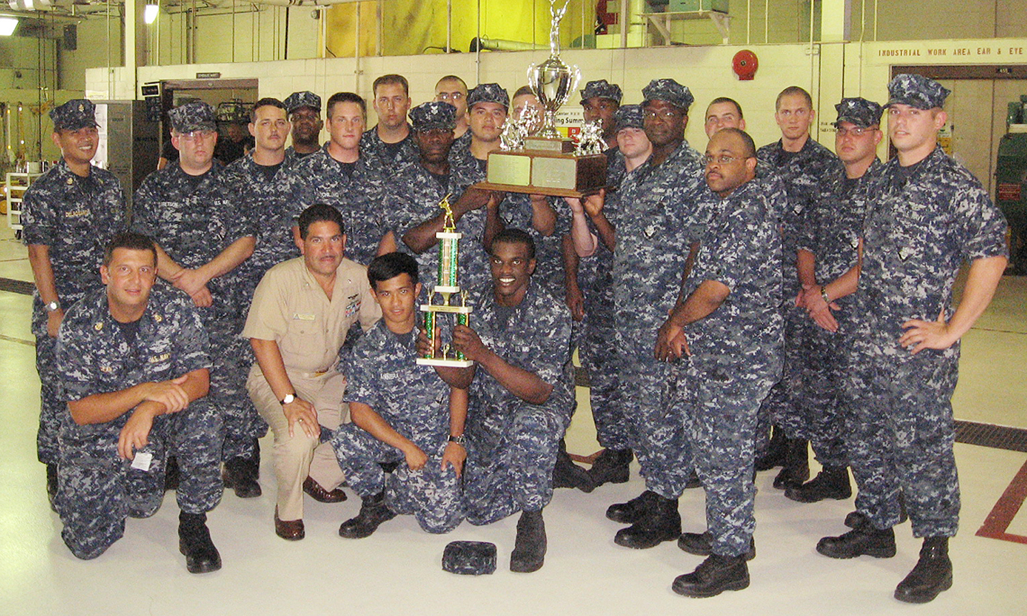 FRCSE DET Mayport wins NS Mayport Captain's Cup | NAVAIR