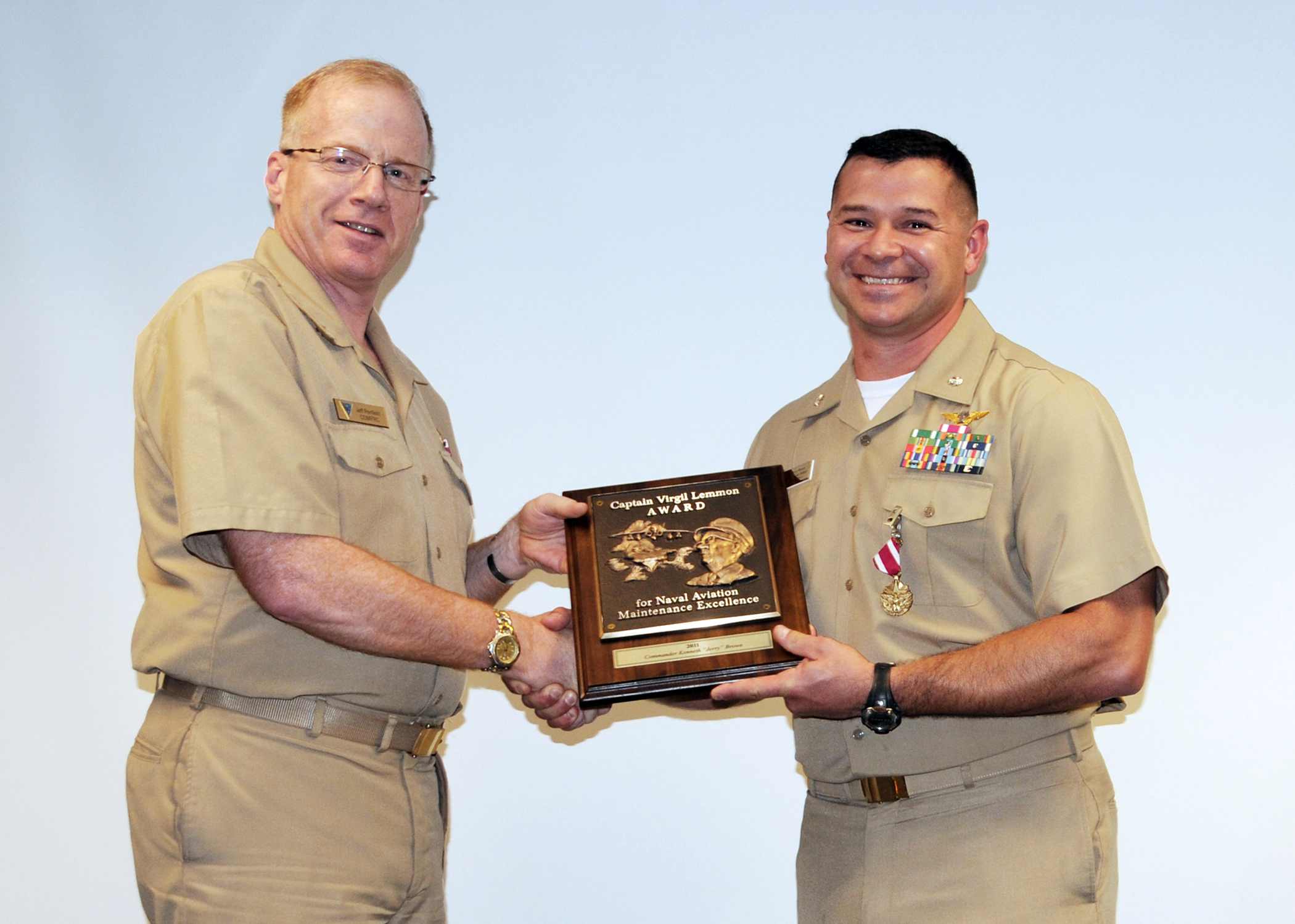 FRC commander visits Jax, shares leadership tips/vision for future | NAVAIR