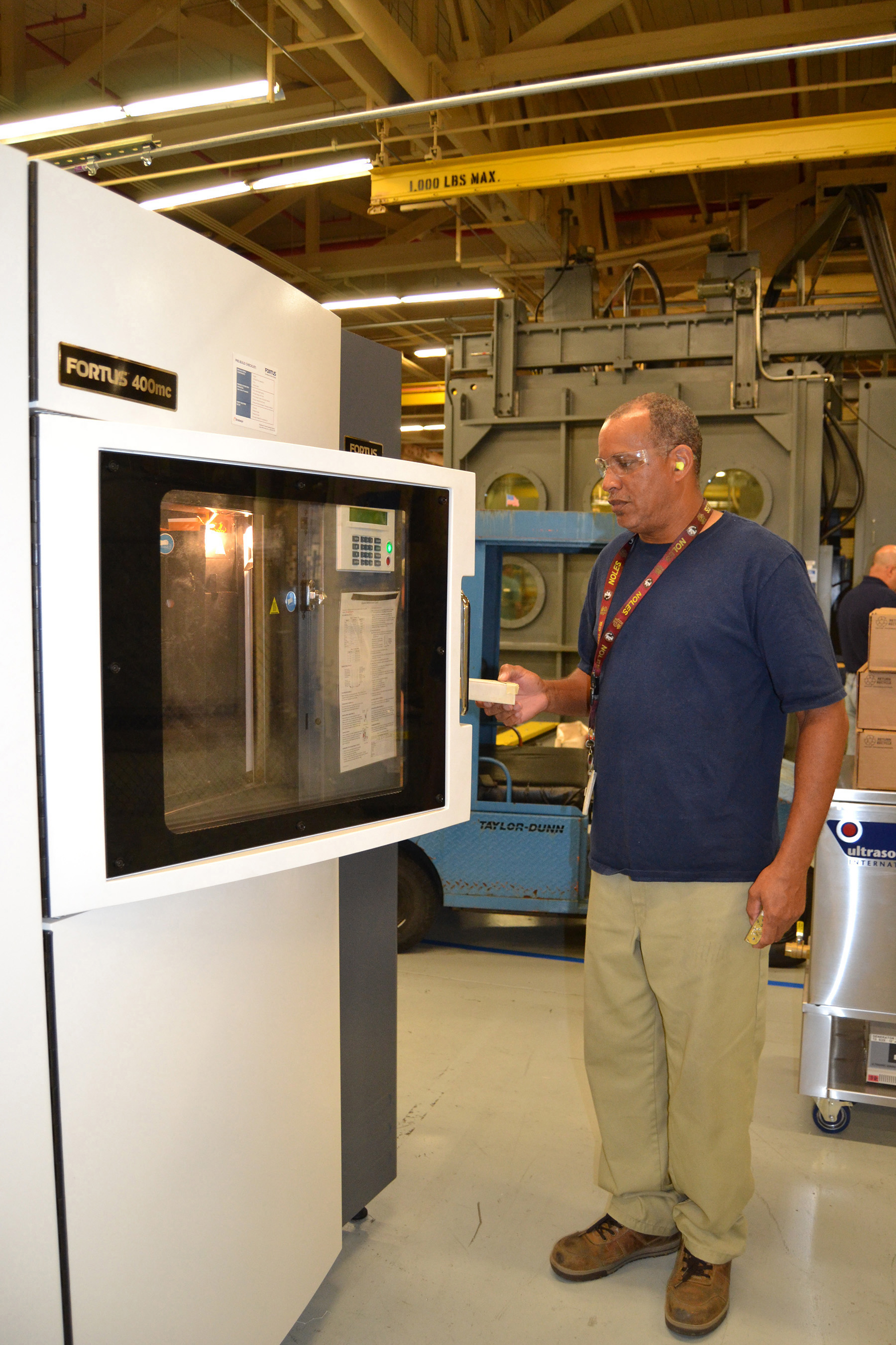 FRCSE manufacturing on cutting edge of technology | NAVAIR