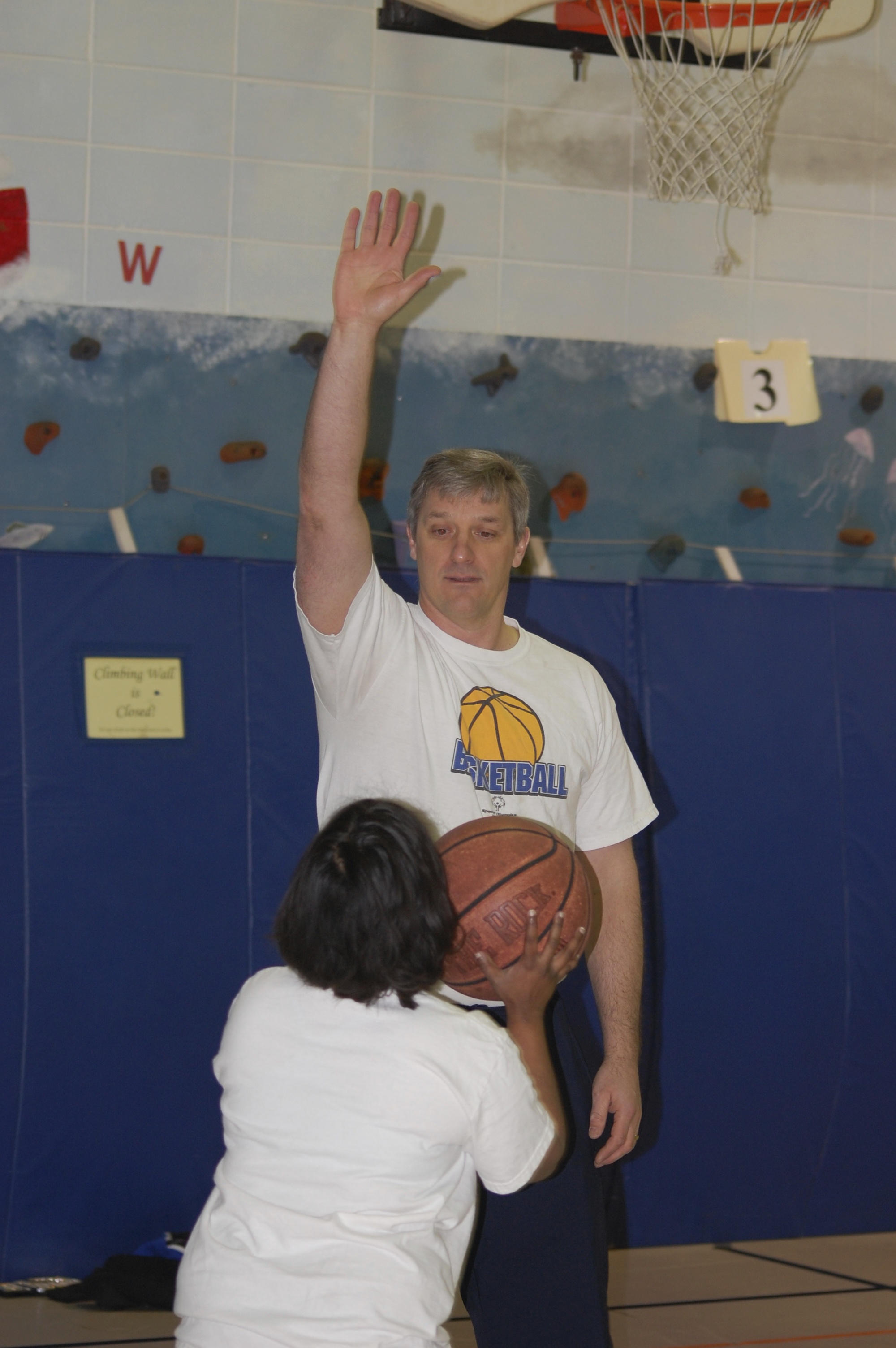 Two PMA-275 members share time and love for Special Olympics | NAVAIR