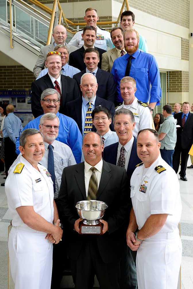 Weapons Division’s Jacobs and Carreño win NAVAIR Commander’s Awards | NAVAIR