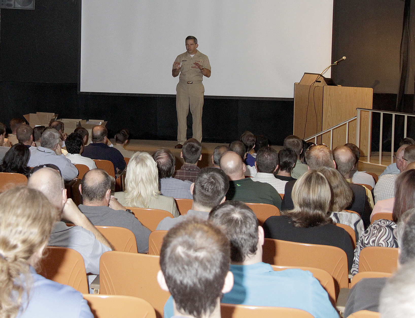 New NAVAIR commander visits Weapons Division | NAVAIR