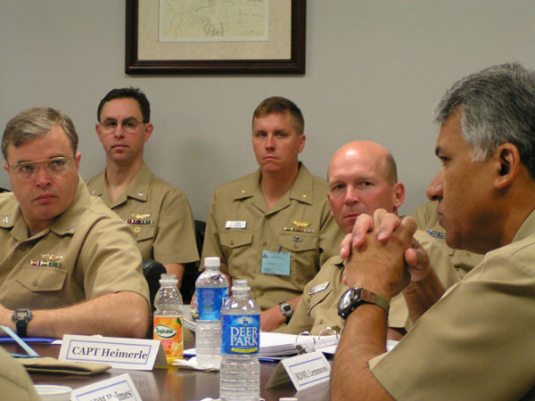 PMA-290 hosts fleet for strategy meetings | NAVAIR