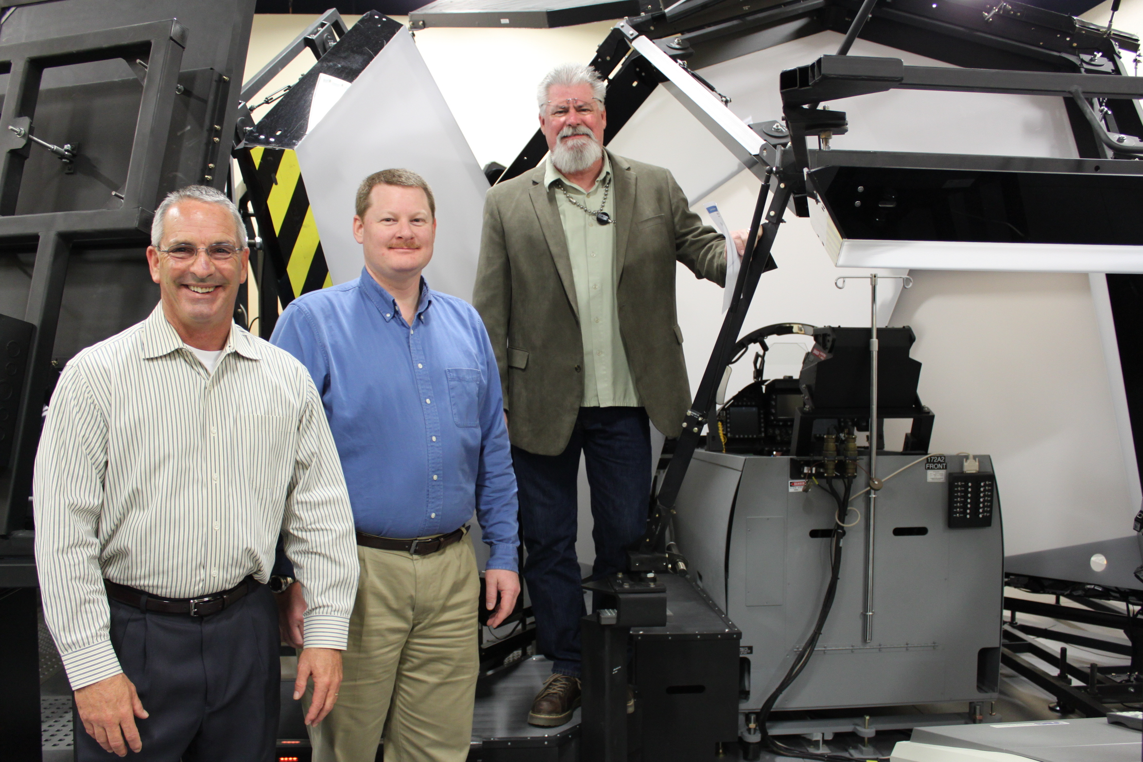 China Lake installs F/A-18E/F Tactical Operational Flight Trainer | NAVAIR