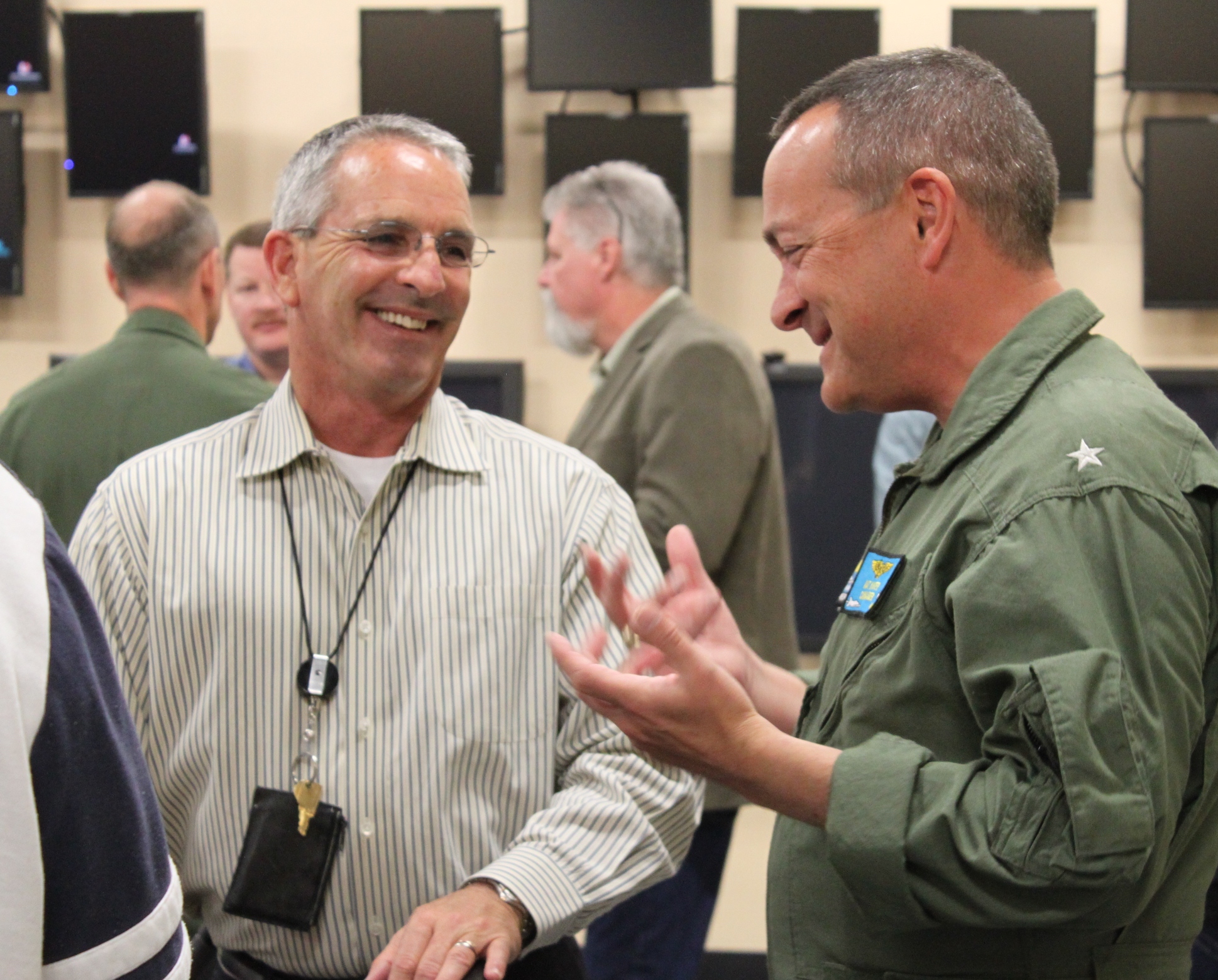 China Lake installs F/A-18E/F Tactical Operational Flight Trainer | NAVAIR