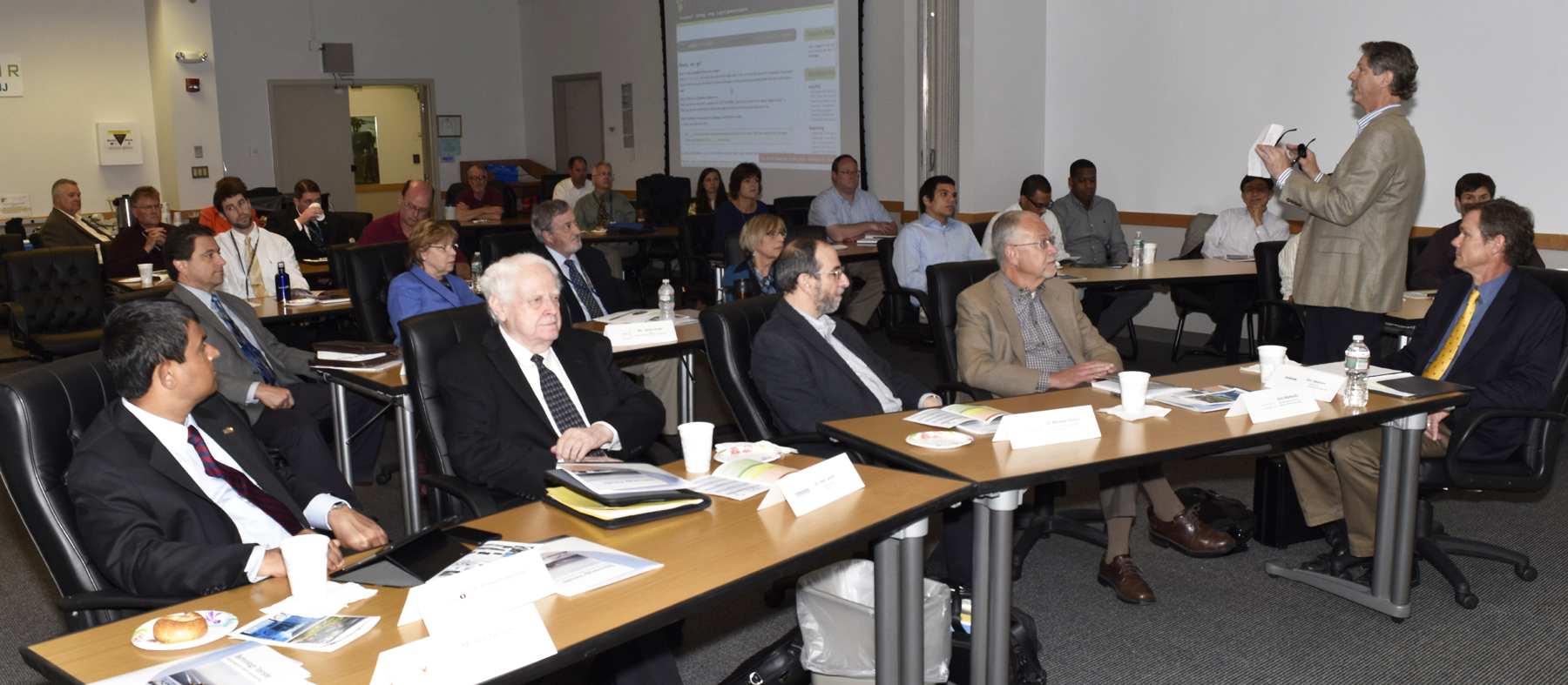 Navy hosts inaugural Innovation Discovery Event at JB MDL | NAVAIR