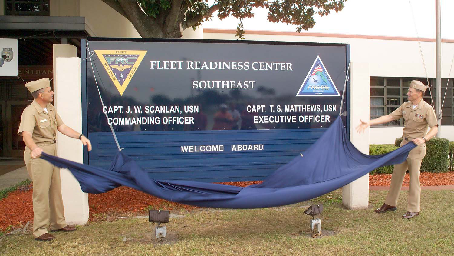 FRC-SE Unveils New Logo | NAVAIR