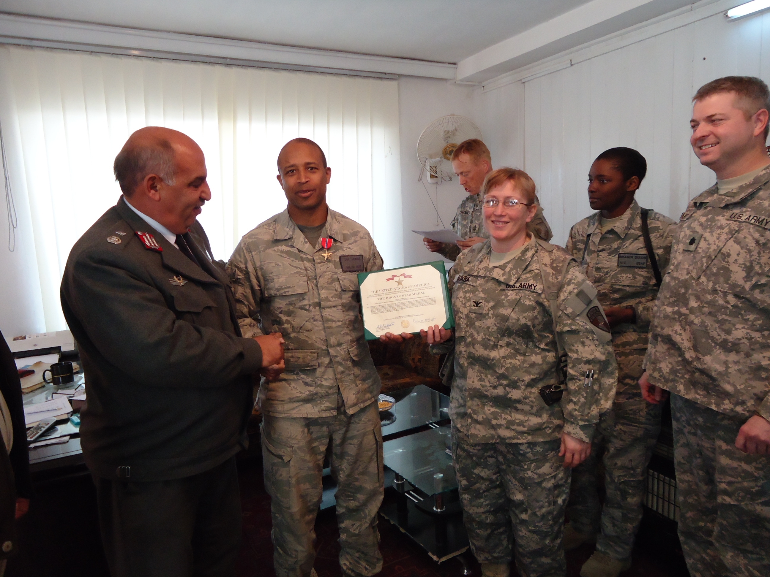 PMA- 201 deputy receives Bronze Star | NAVAIR