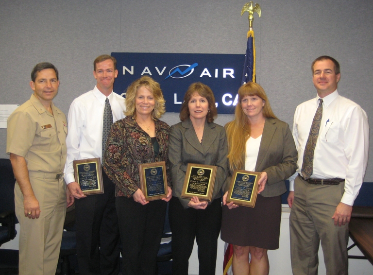 Five at China Lake graduate from NAVAIR leadership programs | NAVAIR