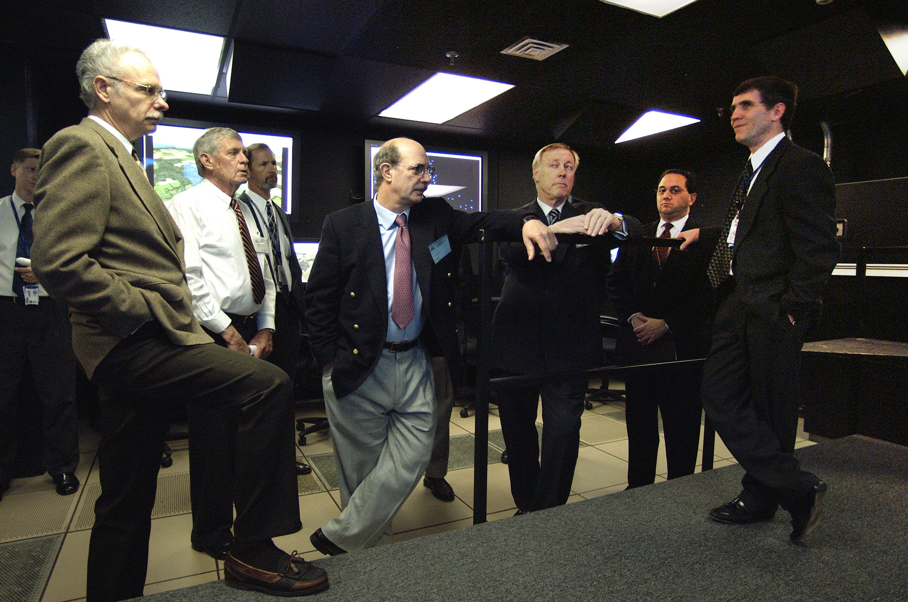 DoD Representatives Witness NAVAIR NCW Capabilities | NAVAIR