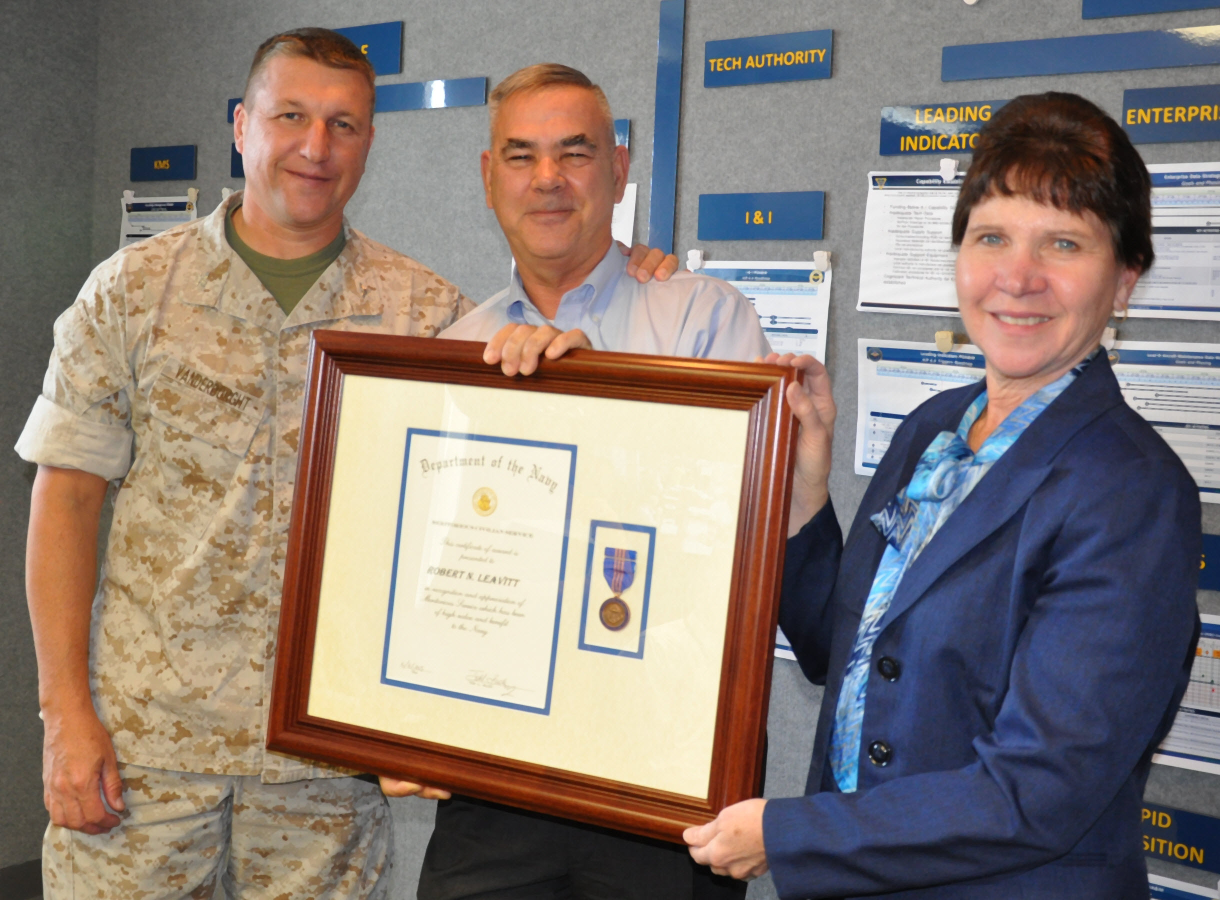 PMA-261 program support manager honored with Meritorious Civilian ...