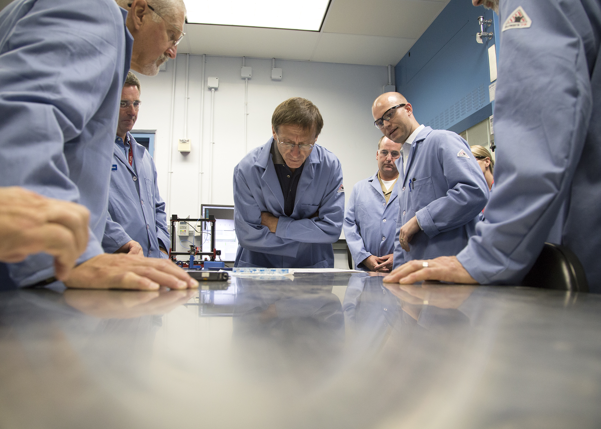 Stackley calls NAWCWD a ‘crown jewel’ after seeing its capabilities ...